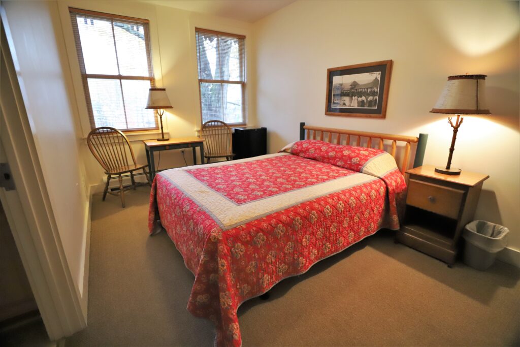 Trinity Lodge: Comfort & Luxury in the Heart of the City